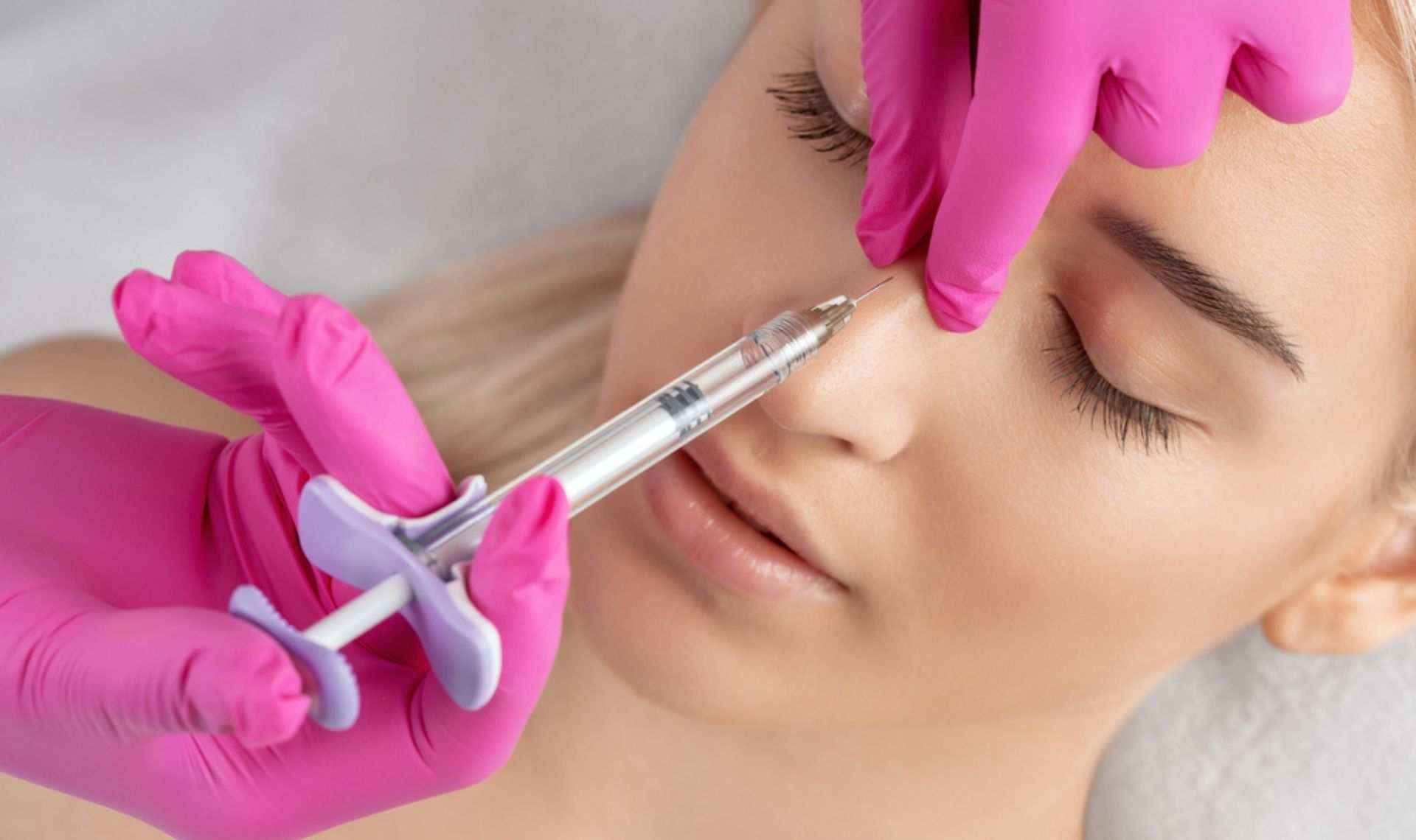 ¿Cuánto tiempo dura una rinomodelación? - Escuela Clínica